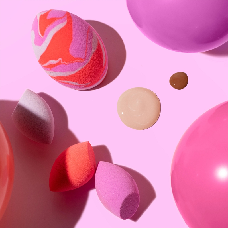 Real Techniques Berry Pop Sõrmeotsa käivate minimeigikäsnade komplekt ...