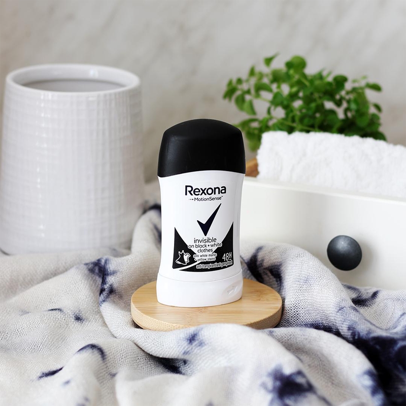 Rexona Invisible on Black + White Clothes Antiperspirant ...