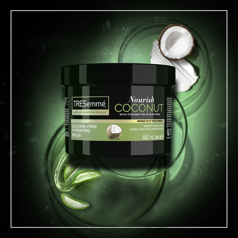 TRESemmé Nourish Coconut Hydrating Hair Mask | notino.ie
