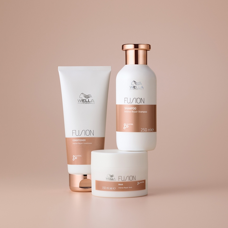 Wella Professionals Fusion Regenerating Shampoo for damaged and colour ...