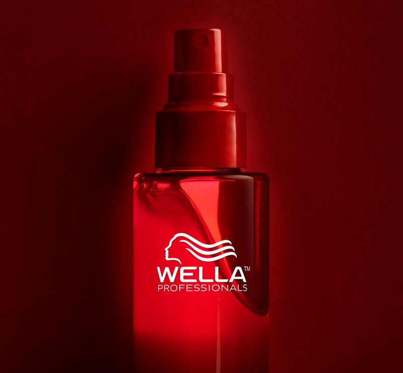 Wella Professionals Ultimate Repair Set gift set for damaged and ...