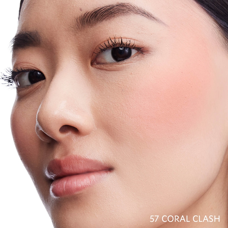 Yves Saint Laurent Make Me Blush Bold Blurring blusher | notino.co.uk