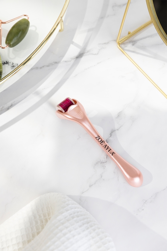 Zoë Ayla Micro-Needling Derma Roller microneedle applicator for the ...