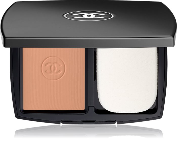 Chanel Le Teint Ultra Compact Mattifying Foundation SPF 15 | notino.co.uk