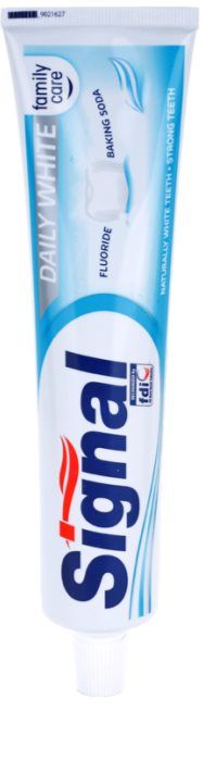 Signal Daily White Toothpaste with Whitening Effect | notino.co.uk