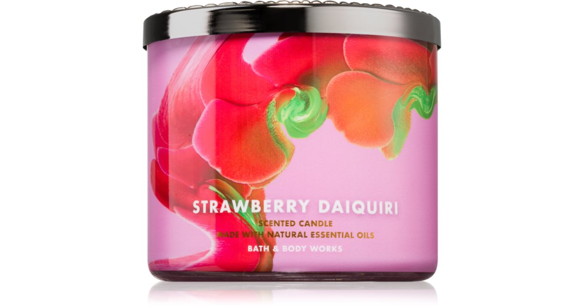 Bath & Body Works Strawberry Daiquiri scented candle | notino.co.uk