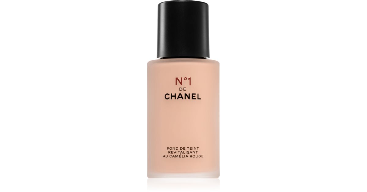 Chanel N°1 Fond De Teint Revitalisant Liquid Foundation for radiance ...