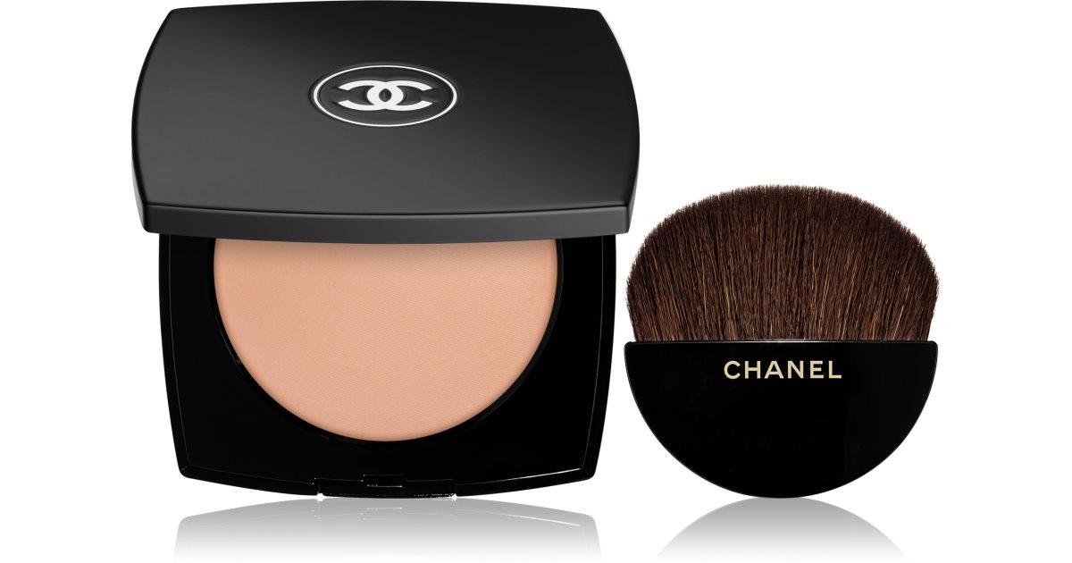 Chanel Les Beiges Healthy Glow Sheer Powder sheer powder with a ...