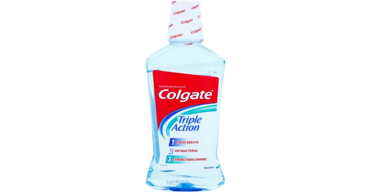Colgate Triple Action Antibacterial Mouthwash For Fresh Breath | notino.fi