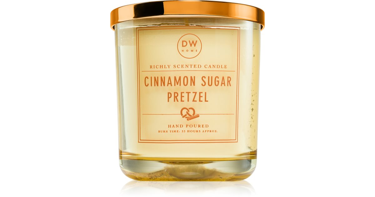 DW Home Signature Cinnamon Sugar Pretzel scented candle | notino.co.uk