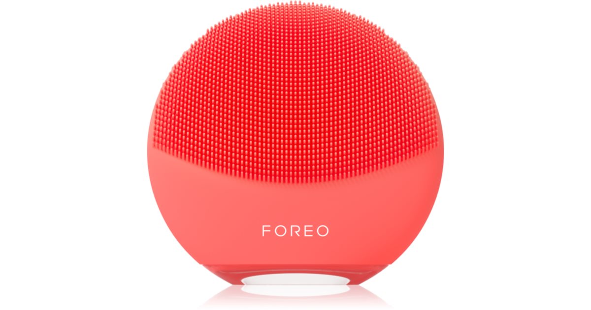 FOREO LUNA™4 Mini cleansing device for face | notino.co.uk
